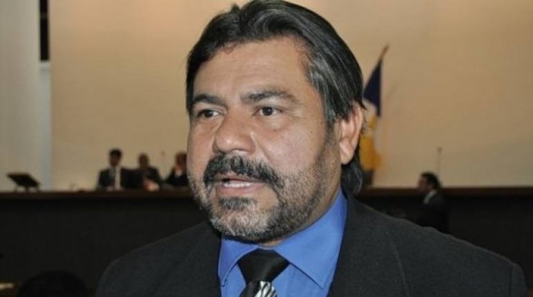 Oficiais envergonhados:Governo promove Aragão de 1º sargento a ten ...